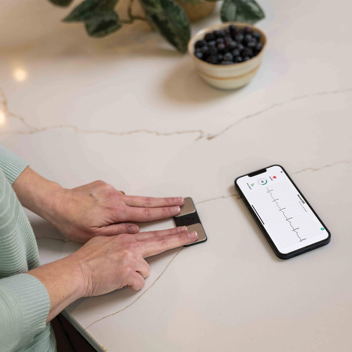 KardiaMobile ECG Monitor | Wireless Personal ECG Device | Detect AFib ...